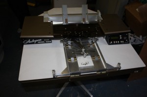 Autopen Model 400S - The Autopen Company